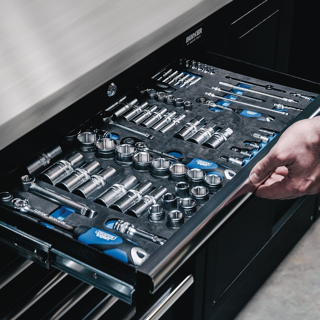 Modular Storage Combo With Worktop - 4915mm | BUNKER®